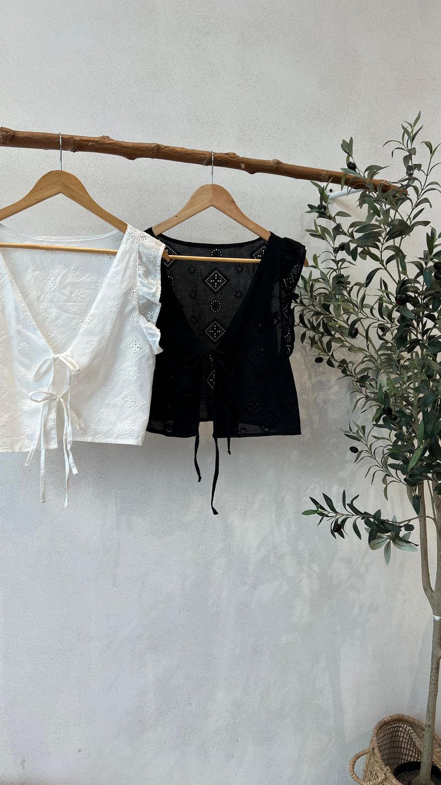 CHALECO AFRODITA BRODERY – RHÓVE